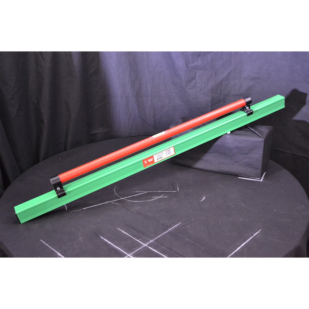 Masterfinish 1.2m Aluminium Screed with Level - C12L – Topshelf Tools